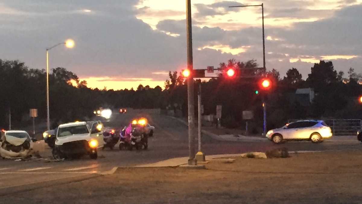 Bernalillo County Sheriff's deputies investigating fatal crash