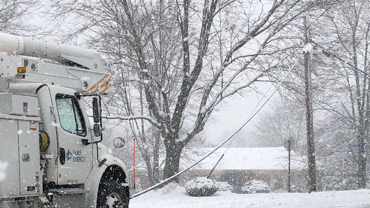 Saturday snow creates slushy, slick driving conditions