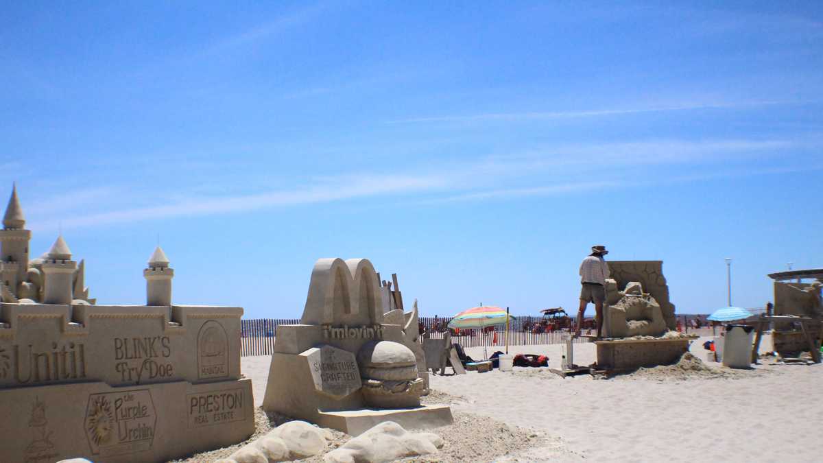Photos: 2017 Hampton Beach Master Sand Sculpting Classic
