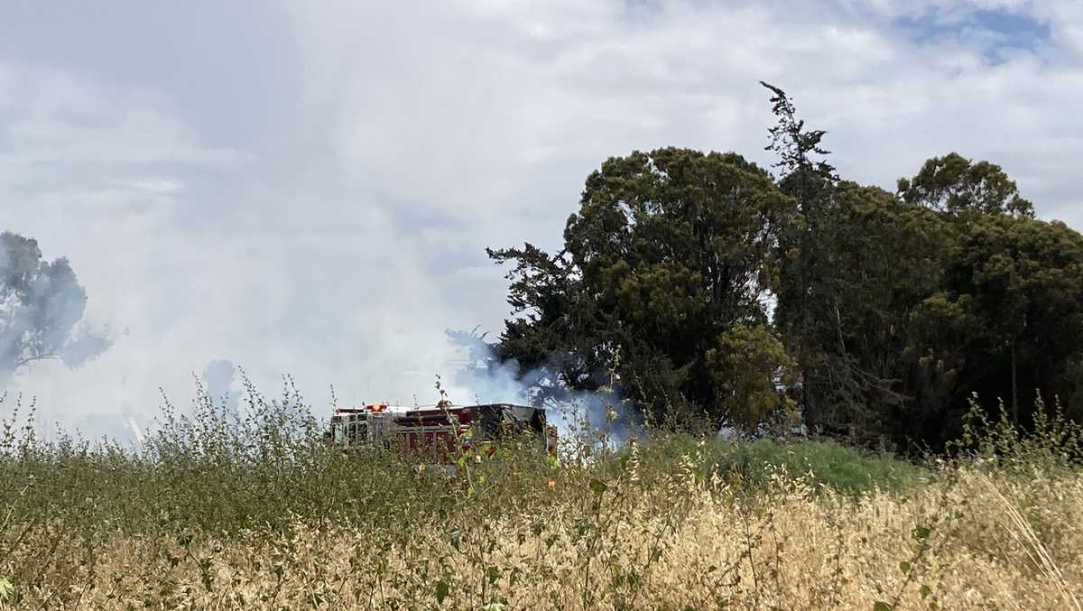 Salinas Fire Department contains small brush fire within 20 minutes