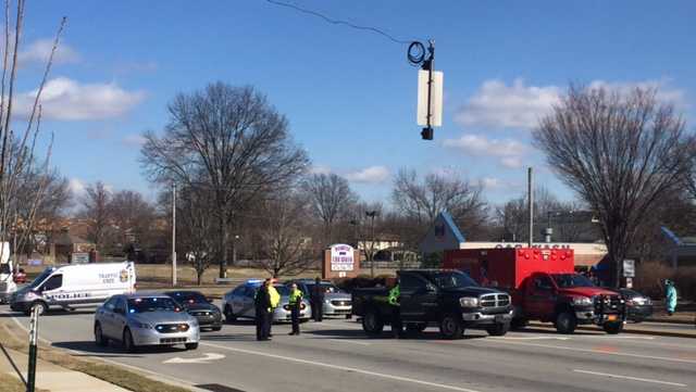 Police: 1 dies of overdose as vehicle involved in minor crash