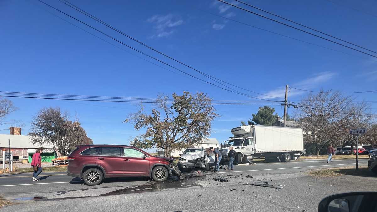 Three vehicles collide, causing extensive damage in Lancaster County, Pa.