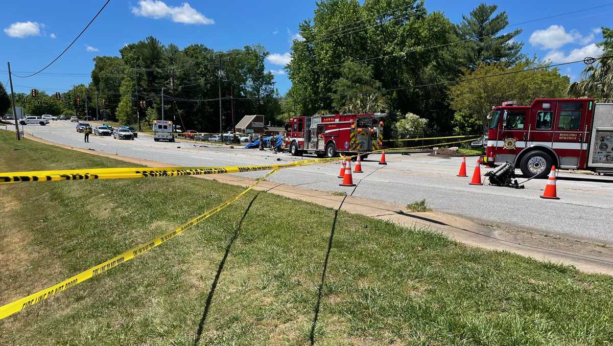 1 Dead In Greenville County Crash Coroner Confirms