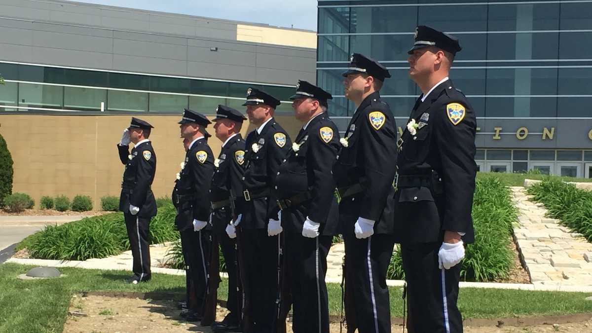PHOTOS: Dep. Mark Burbridge laid to rest Monday