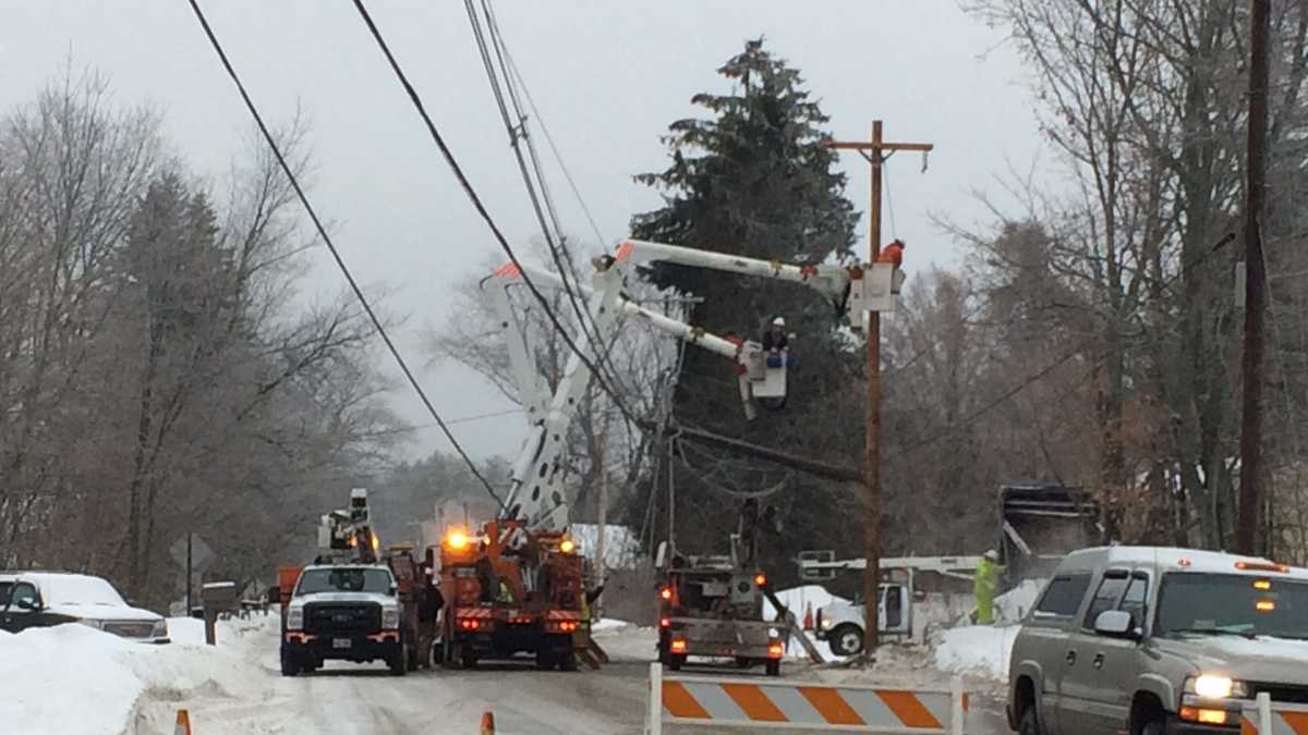 Icy roads lead to Tuesday morning crashes Icy roads lead to Tuesday morning crashes