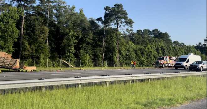Savannah: Crash causes watermelons to spill onto I-95
