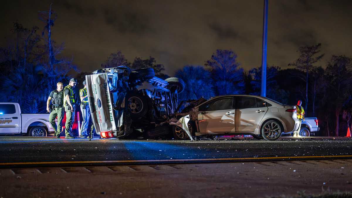 Florida Fish and Wildlife truck flips over in crash on I-75 in Collier ...