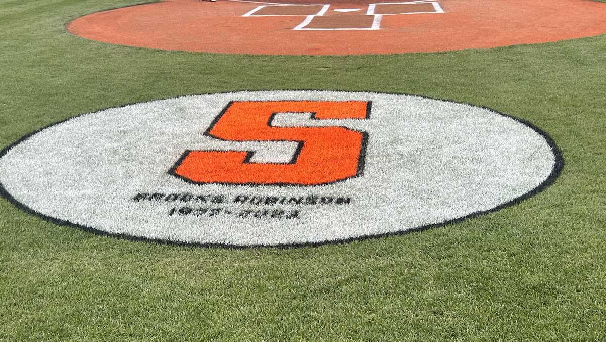 York Revolution honor Brooks Robinson prior to home opener