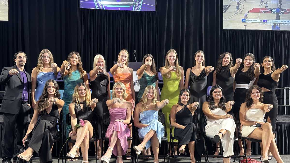 FSW Volleyball celebrates historic three-peat with ring ceremony