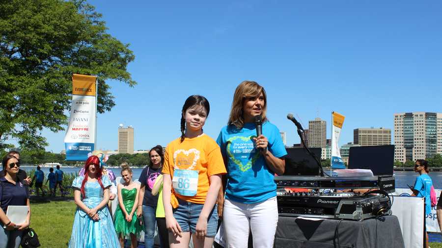 Thousands take part in 16th annual Eversource Walk for Kids