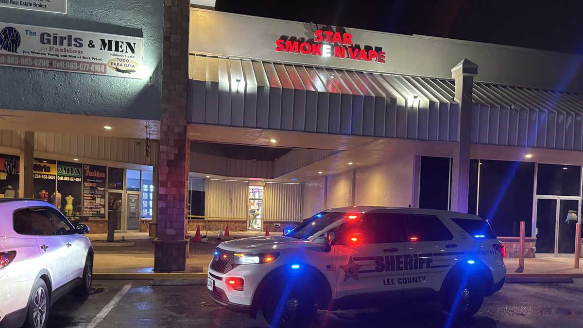 Deputies investigate robbery at smoke shop in Lehigh Acres