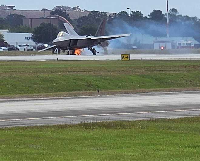 Savannah: Flights diverted from airport after runway shut down
