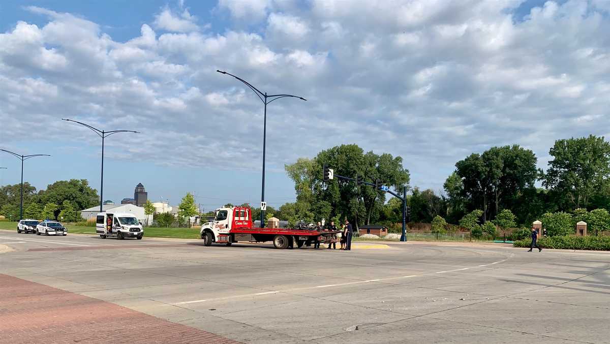 Des Moines PD identify man killed in fatal motorcycle crash Des Moines PD identify man killed in fatal motorcycle crash
