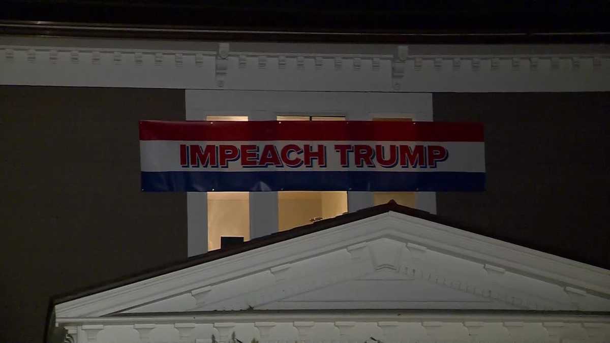 Wellesley resident allowed to keep 'Impeach Trump' sign after fight