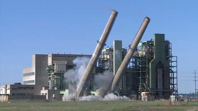 Watch: Crews implode smoke towers at OG&E Mustang Power Plant
