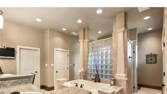 Mansion Monday: Take a look inside this Independence home with a ...