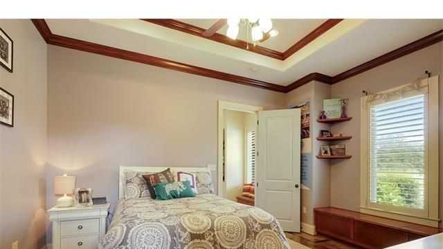 Mansion Monday: Take a look inside this Independence home with a ...