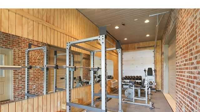 Mansion Monday: Take a look inside this Independence home with a ...