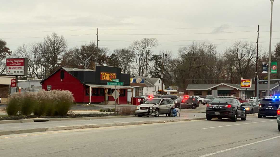 Independence police say car chase ends with two in custody