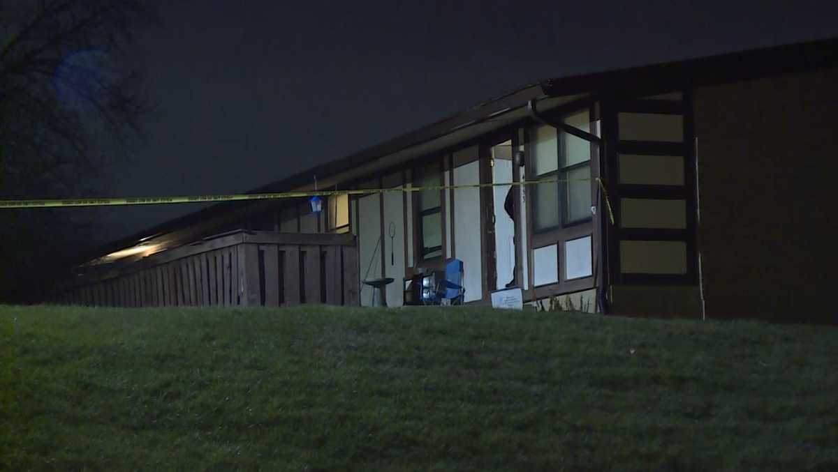 Police: Man living in Independence apartment with body of murder victim ...