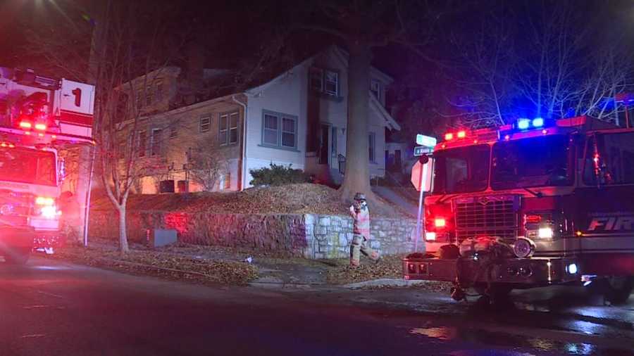 Crews battle small blaze at Independence apartment house