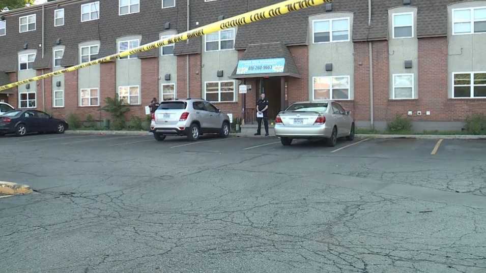 3 injured in shooting; Independence police searching for suspect