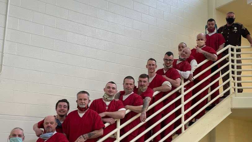16 inmates graduate from Indiana jail's drug treatment program