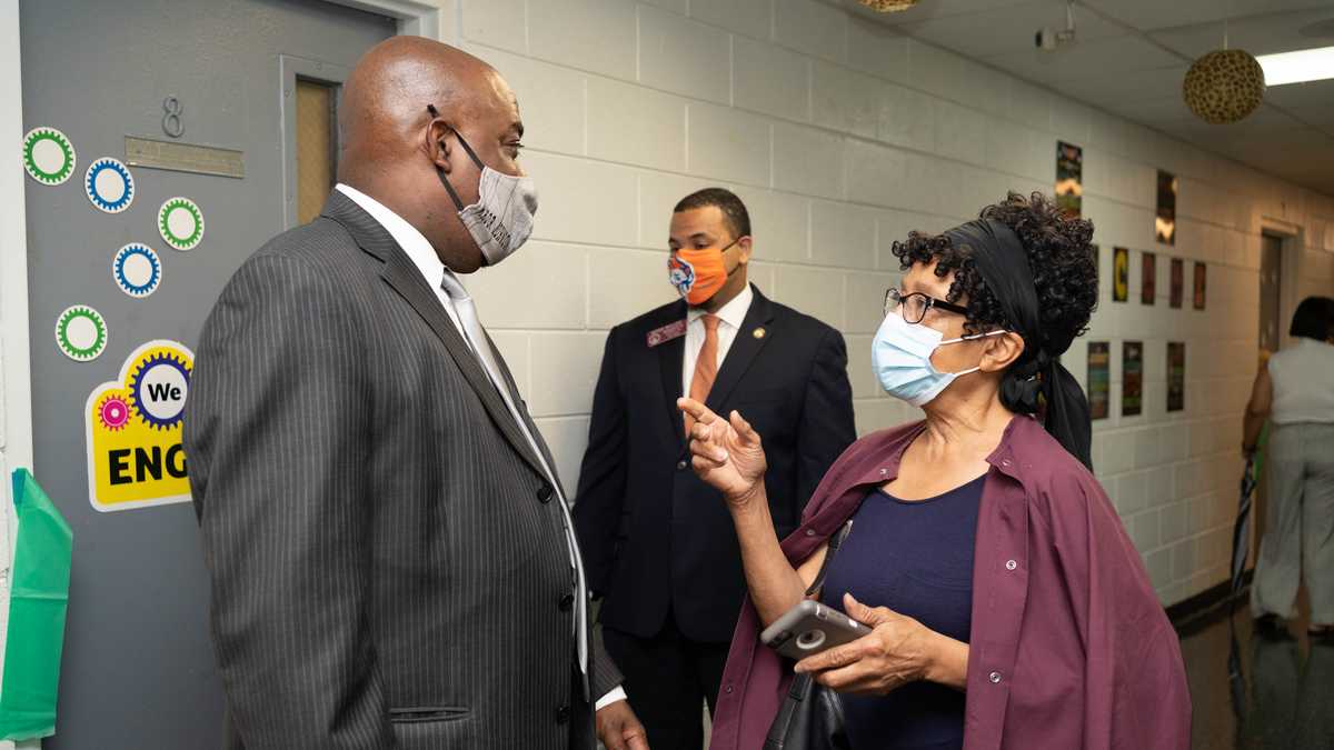 PHOTOS: Savannah's Ramah Junior Academy holds lab dedication