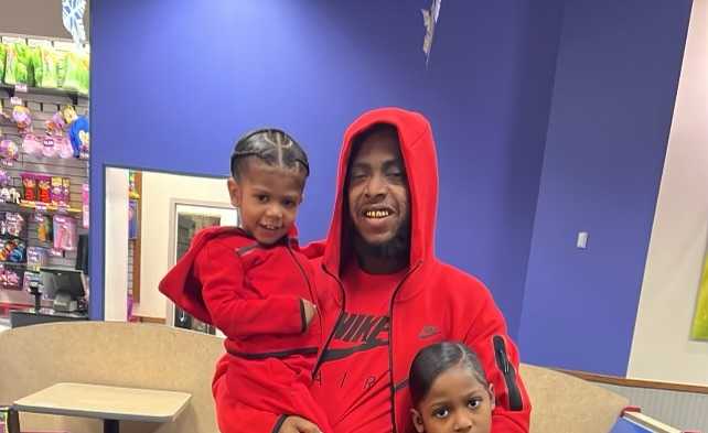 29-year-old man shot and killed at Milwaukee gas station