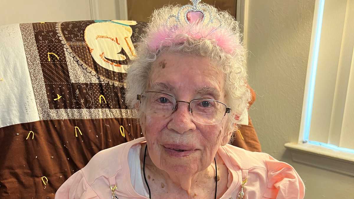 Albuquerque Woman Celebrates 105th Birthday
