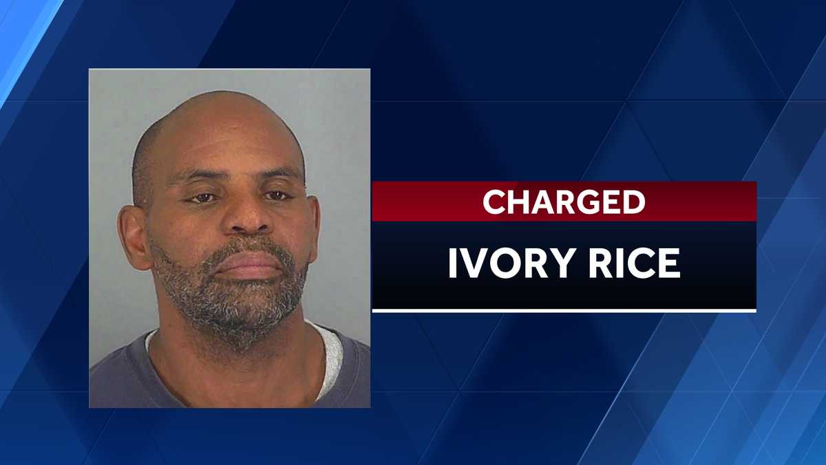 Officers arrest robbery suspect, searching for second