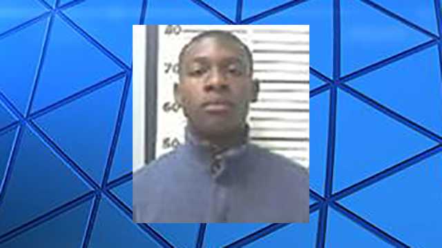 Chase ends in arrest, Flowood police say Chase ends in arrest, Flowood police say