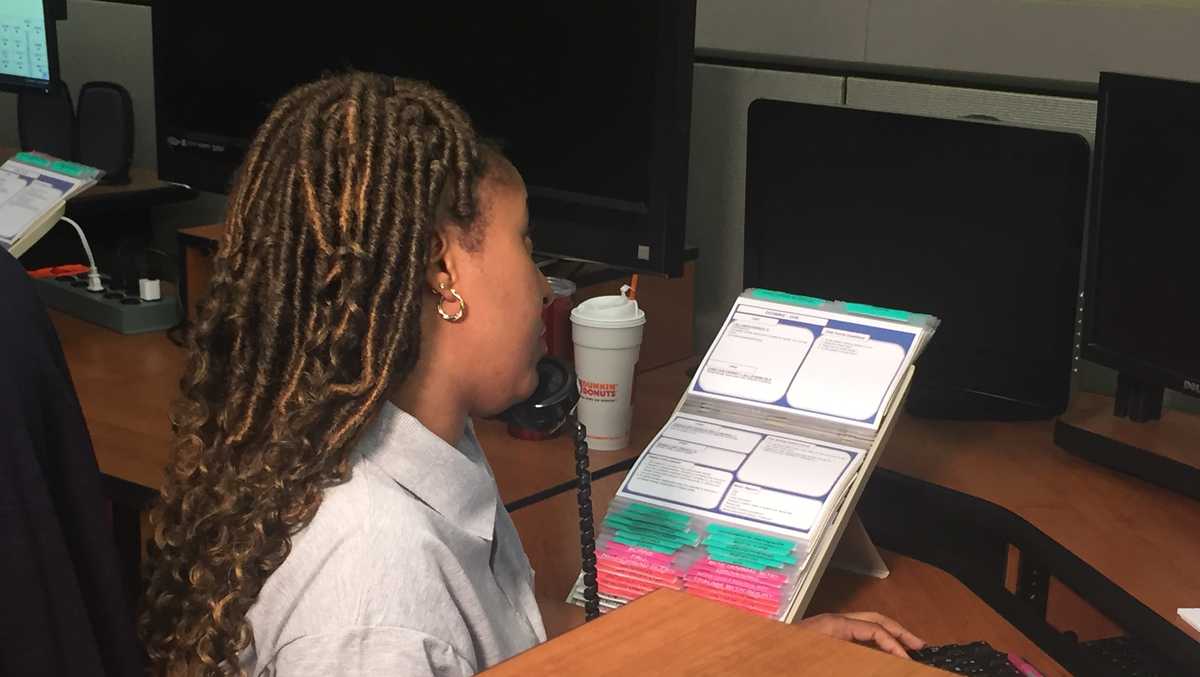 Treasure Coast 911 dispatcher helps deliver baby