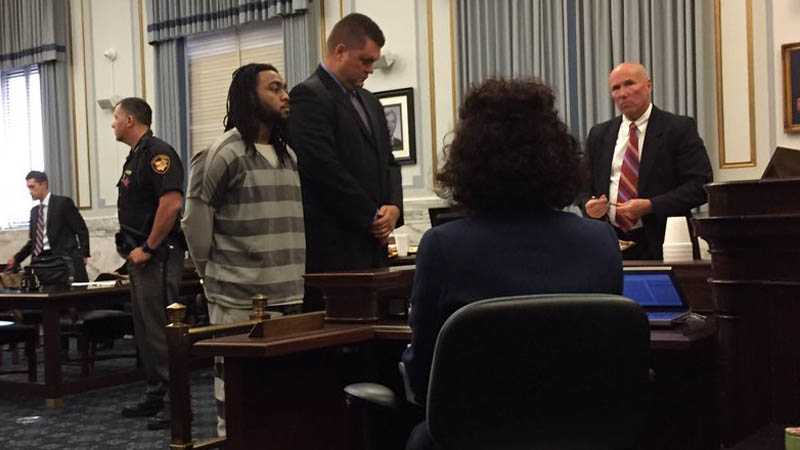 Murder suspect who wants to change guilty plea returns to court