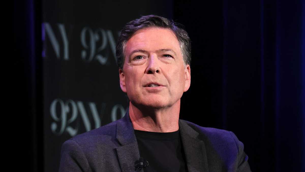 Former FBI director expected to make his first court appearance