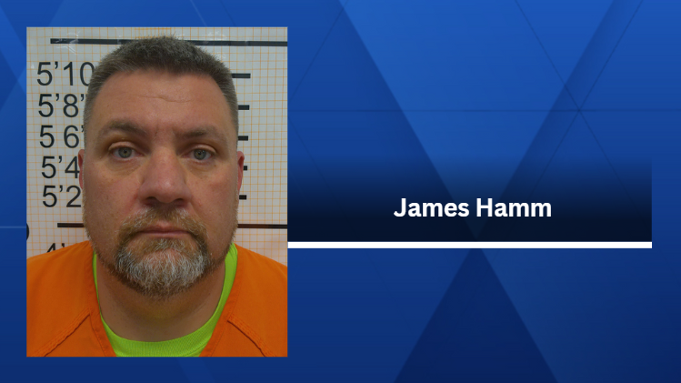 Iowa crime: Carlisle restaurant owner James Hamm charged with sex abuse