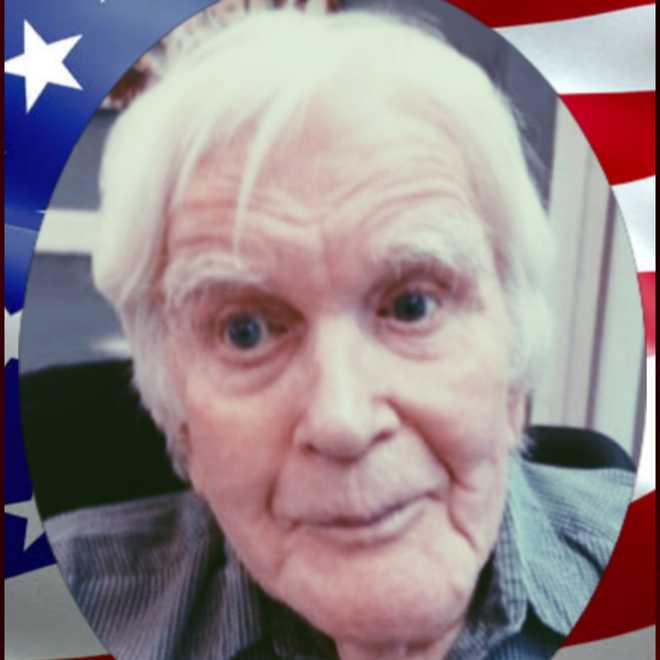 Hundreds of strangers gather for WWII veteran's funeral