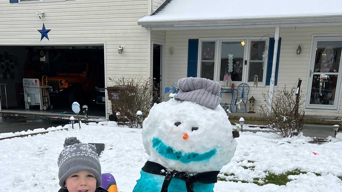 See Baltimore's first snow in 716 days in photos