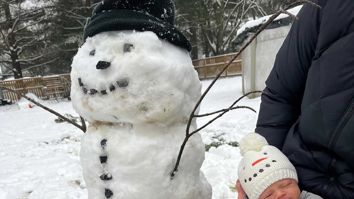 See Baltimore's first snow in 716 days in photos