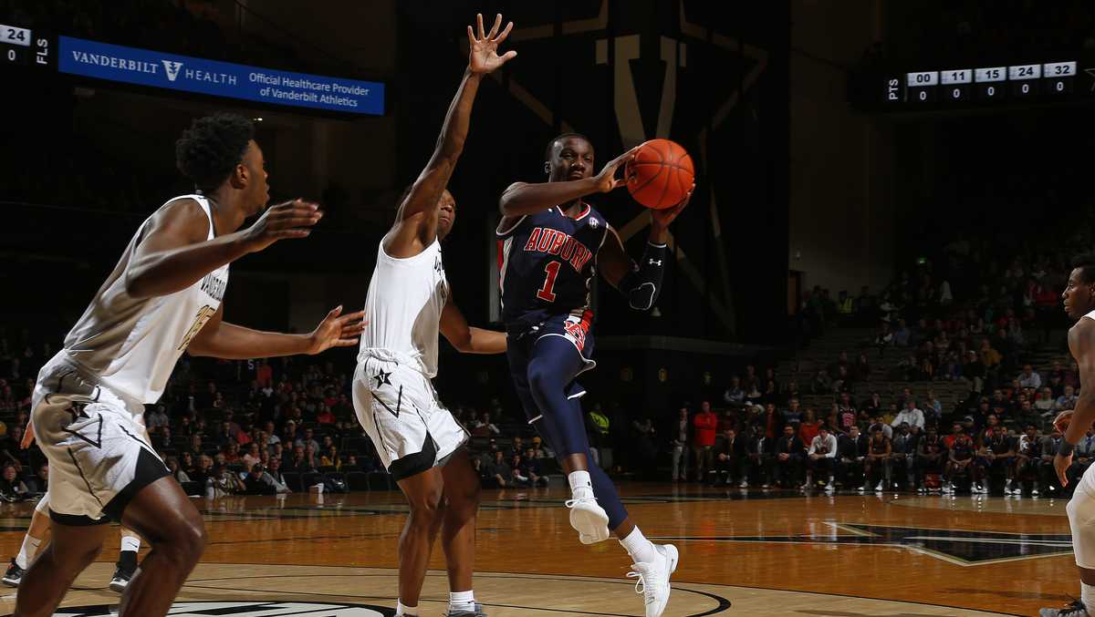 Auburn beats Vanderbilt 64-53 for rare win at Memorial Gym