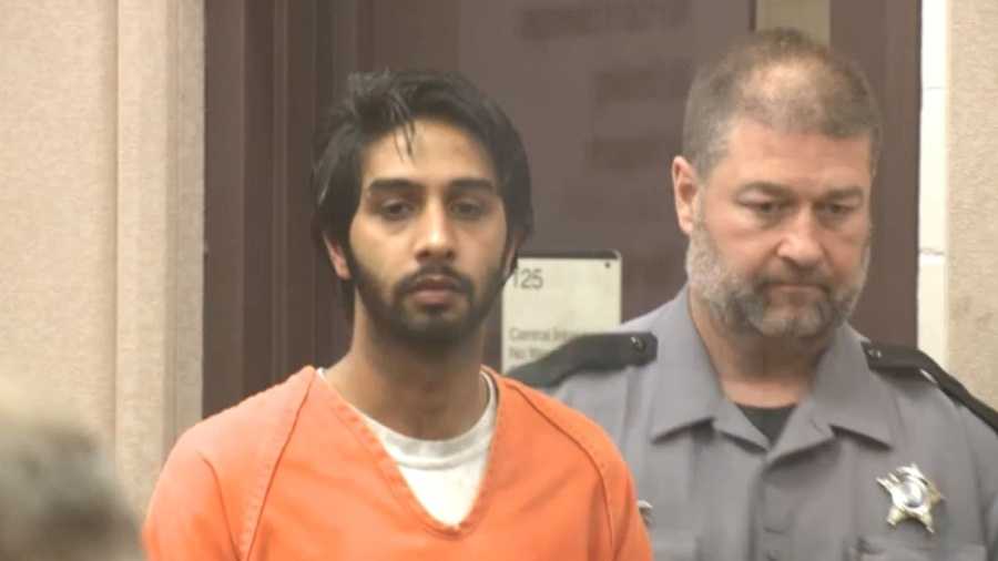 'I have a DUI and we just crashed.' Man charged in hit-and-run that ...