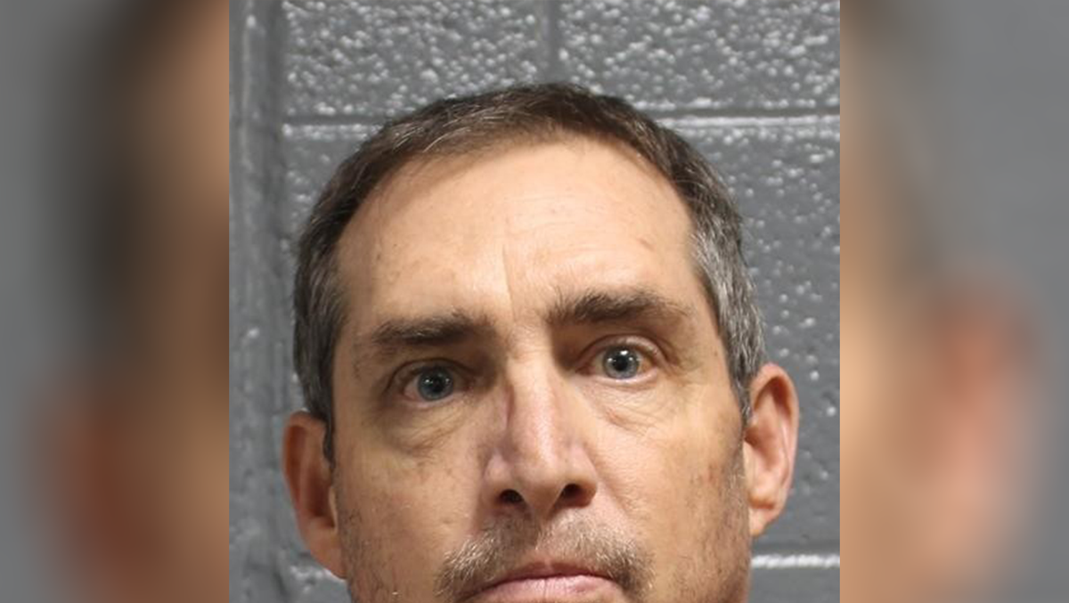 Warr Acres council member arrested on child sexual abuse complaints