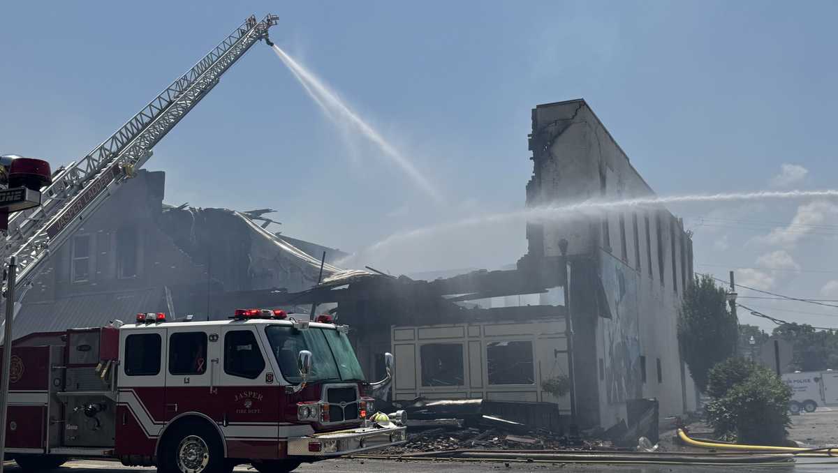 Fire destroys building housing Walker County Public Defender's Office ...