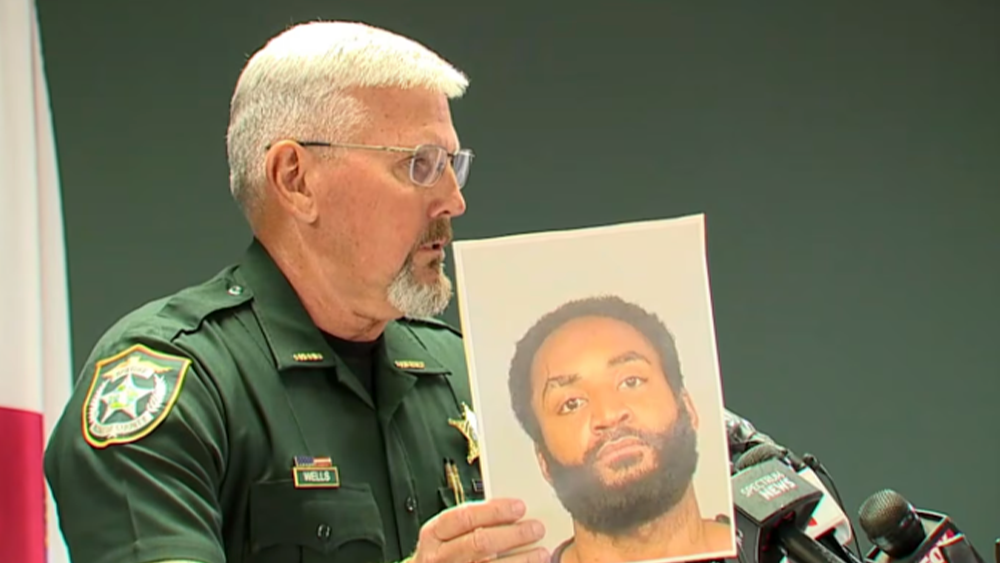 Georgia: Man who killed mother, 2 others dies near state line