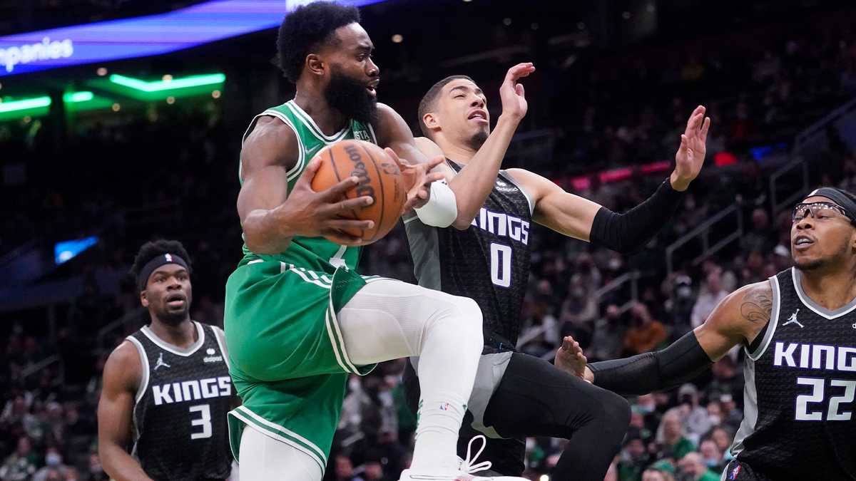 Tatum, Brown each score 30-plus as Celtics crush Kings in Boston