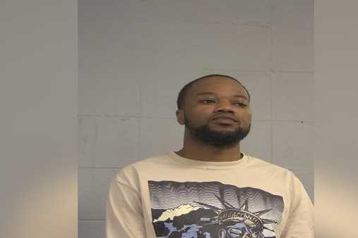Several cars hit by barrage of gunfire on Preston Highway, 15-year-old ...