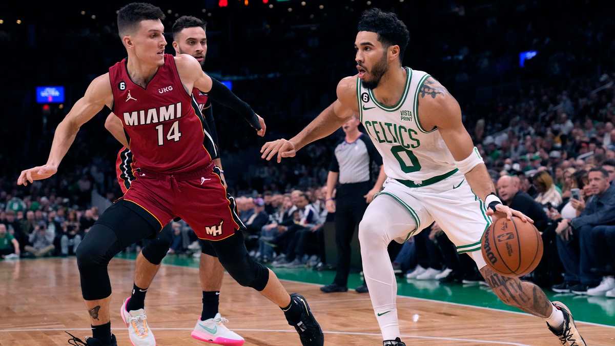 Tatum scores 49 as Celtics hold off Heat on royal night in Boston