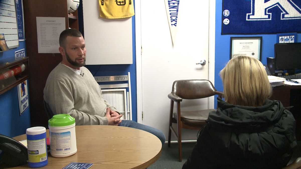 State Of Addiction Man Caught On Camera Stealing A C Units Regrets