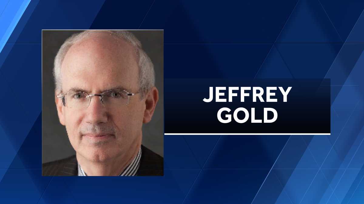Nebraska Dr. Jeffrey Gold holds forum for UNMC students