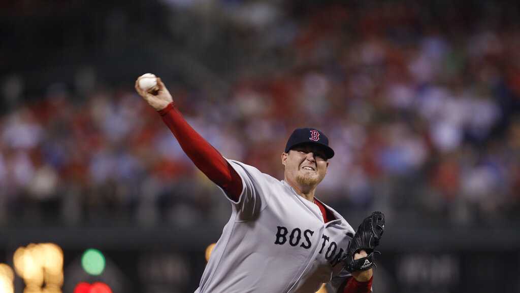 Former Red Sox pitcher Bobby Jenks dies at 44